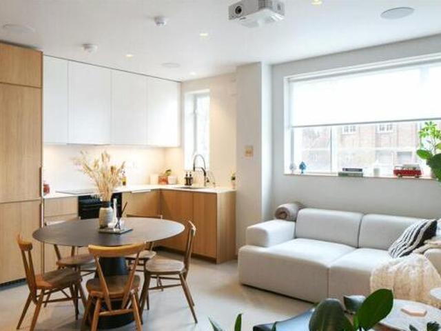Highbury Grove, London, 2 Bedroom Apartment