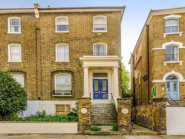 Highbury Hill, Highbury, London N5, 3 bed flat to rent, £4,312 pcm | PrimeLocation