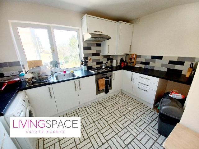 Highbury New Park, Highbury N5, 3 bed flat to rent, £3,250 pcm | PrimeLocation