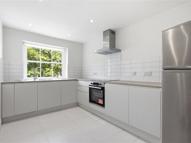 Highbury Park, London N5, 1 bed flat to rent, £2,750 pcm | PrimeLocation