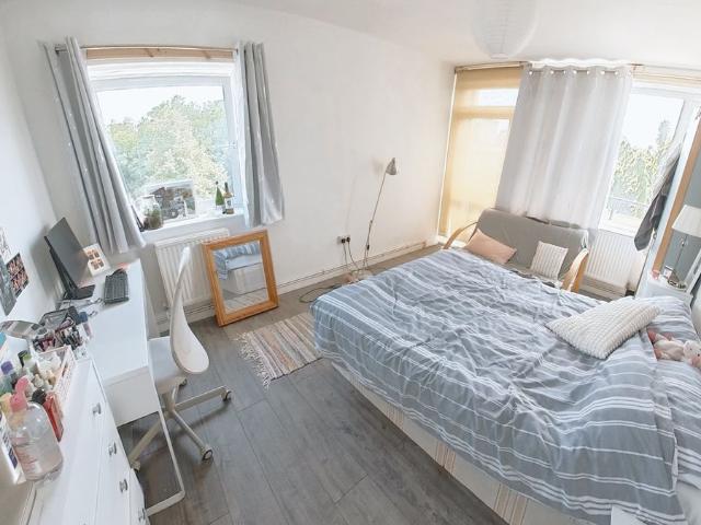 Highbury Quadrant, Holloway N5, 3 bed flat to rent, £2,995 pcm | PrimeLocation