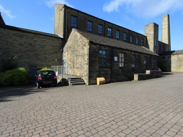 Highgate Mill Fold, Queensbury, Bradford BD13, 1 bed flat to rent, £625 pcm | PrimeLocation