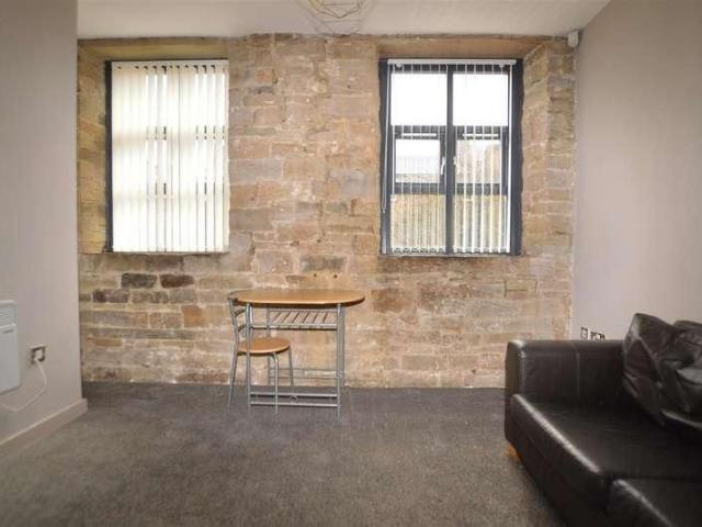 Highgate Mill Fold, Queensbury, Bradford, BD13
