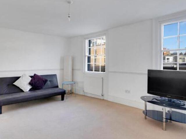 Highgate Road, Kentish Town, 2 Bedroom Apartment