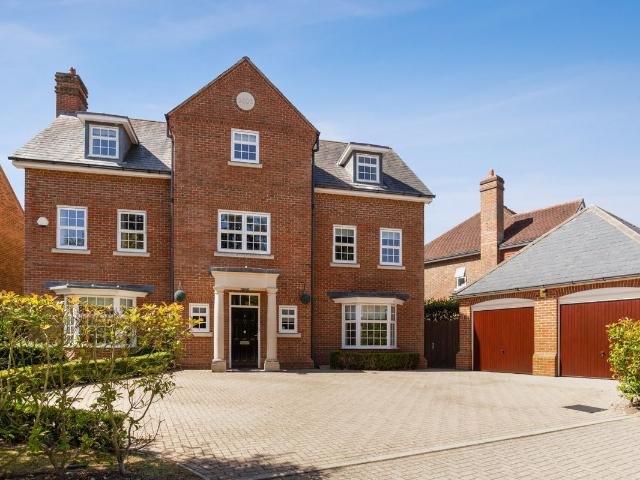 Highgrove Avenue, Ascot, Berkshire SL5, 6 bed detached house to rent, £6,950 pcm | PrimeLocation
