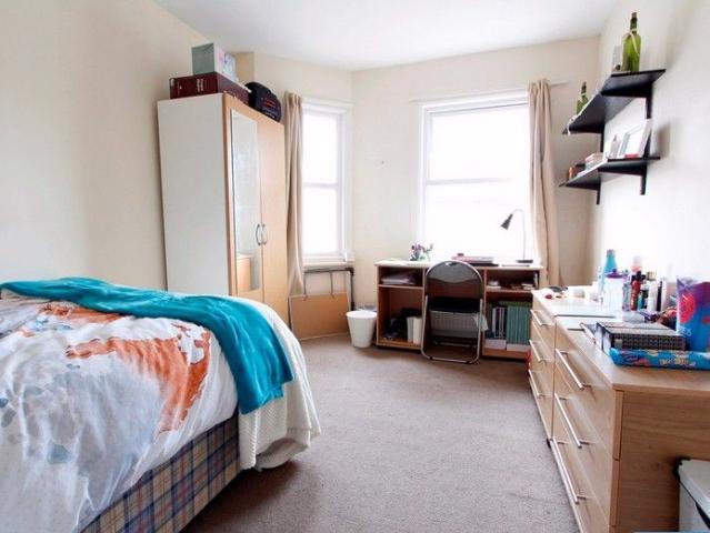 Highgrove Street, Reading RG1, 4 bed shared accommodation to rent, £2,300 pcm | PrimeLocation