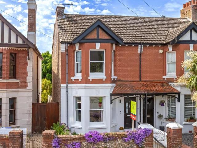 Highdown Avenue, Worthing 3 bed end of terrace house to rent £1,795 pcm £414 pw