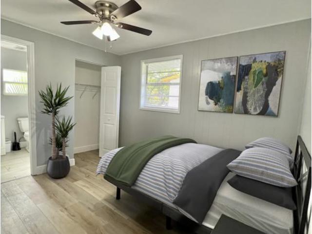 HighEnd centrally located Jackson Heights East T