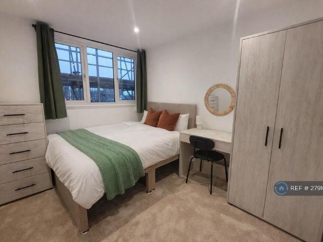 Highertown, Truro, TR1 1 bed flat to rent £1,800 pcm £415 pw