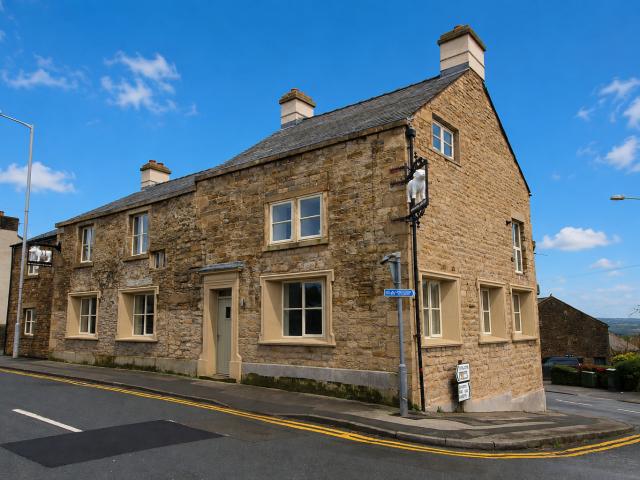 Higher Road, Longridge