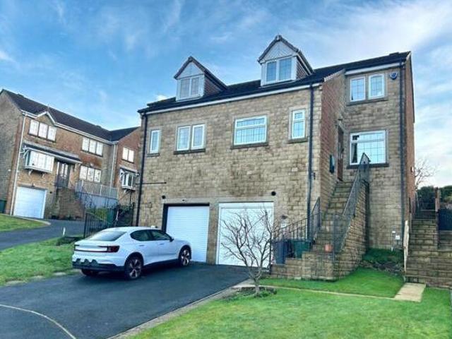 Highfell Rise, Keighley, 4 Bedroom Semi detached