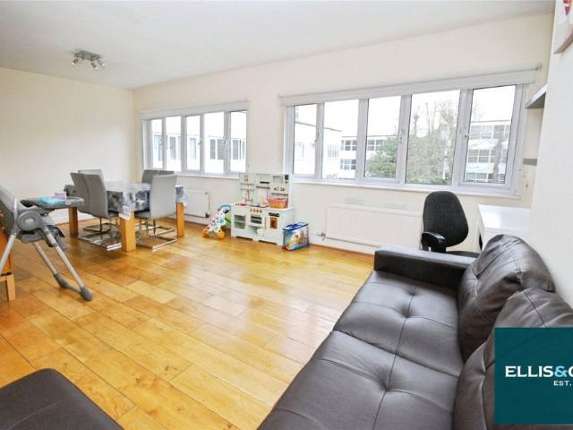 Highfield Court, NW11, Highfield Road