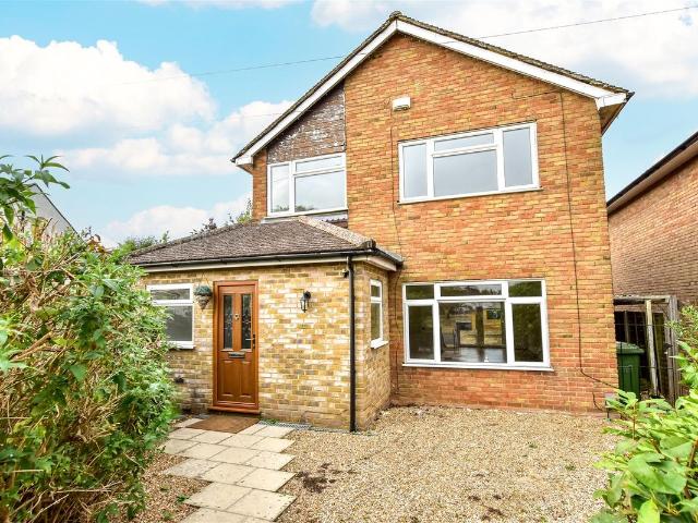 Highfield Close, Amersham HP6, 3 bed detached house to rent, £2,400 pcm | PrimeLocation