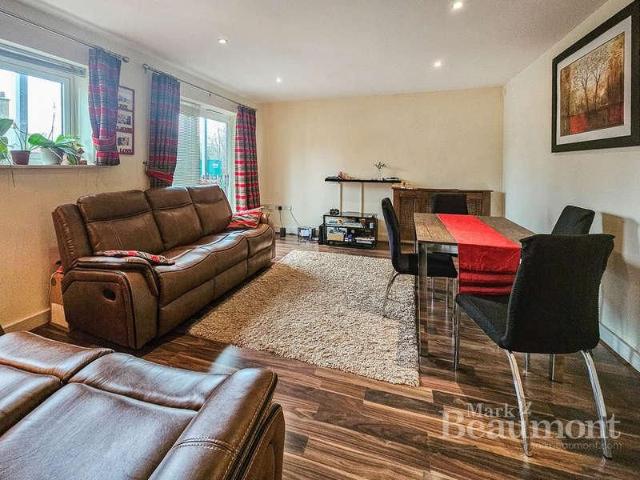 Highfield Close, London, SE13