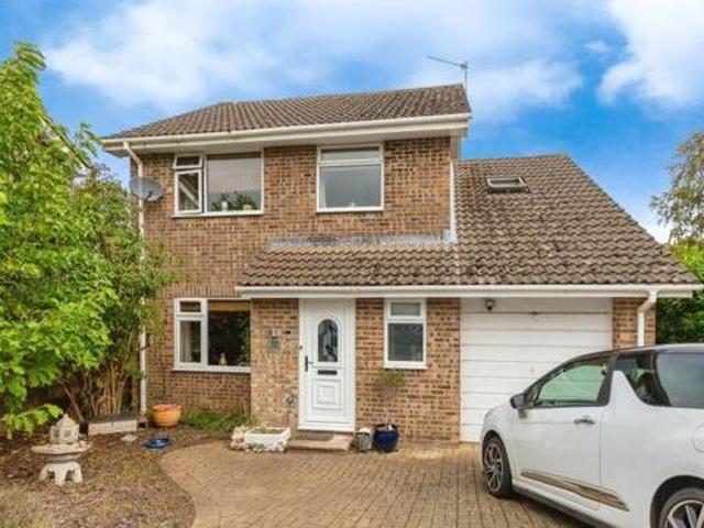 Highfield Close, Semington, 4 Bedroom Detached