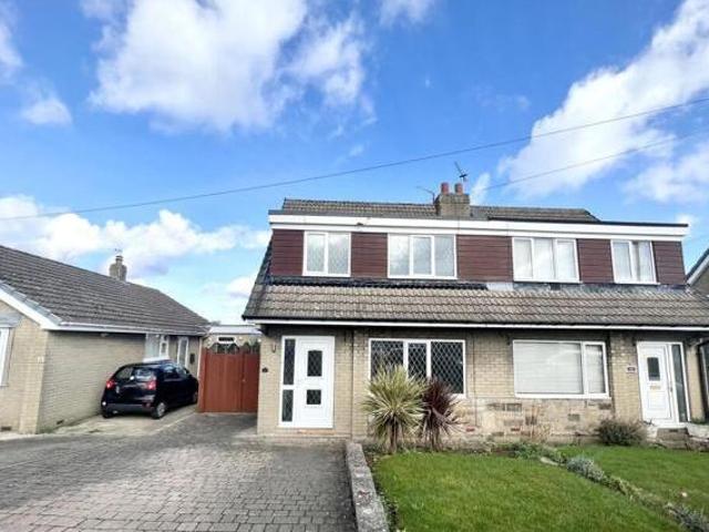 Highfield Crescent, Overton, 3 Bedroom Semi detached