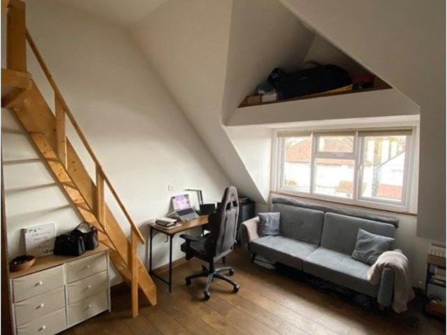 Highfield Avenue, London NW11, 1 bed flat to rent, £1,350 pcm | PrimeLocation