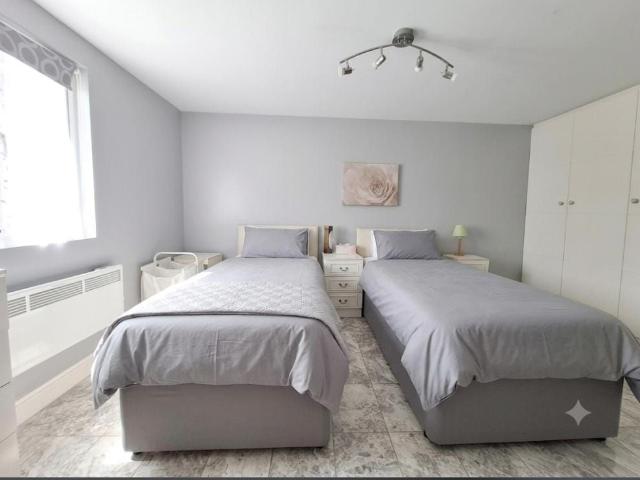 Highfield Avenue, London NW11, 1 bed flat to rent, £1,500 pcm | PrimeLocation
