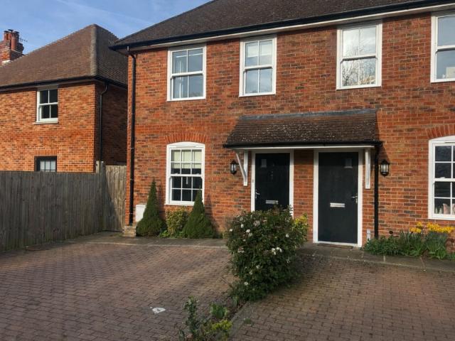 Highfield Grange, Guildford 4 bedrooms Property for lettings Seymours