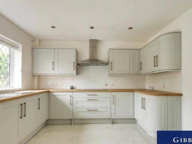 Highfield Drive, Ickenham, 3 Bedroom Bungalow