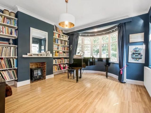 Highfield Hill, London SE19, 6 bed detached house to rent, £4,000 pcm | PrimeLocation