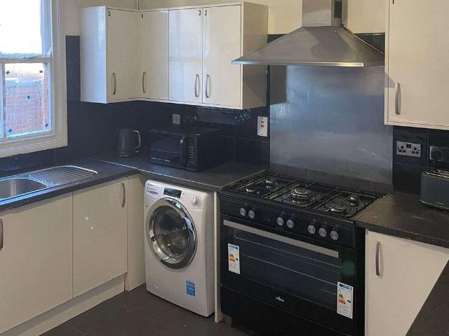 Highfield Street Room 4