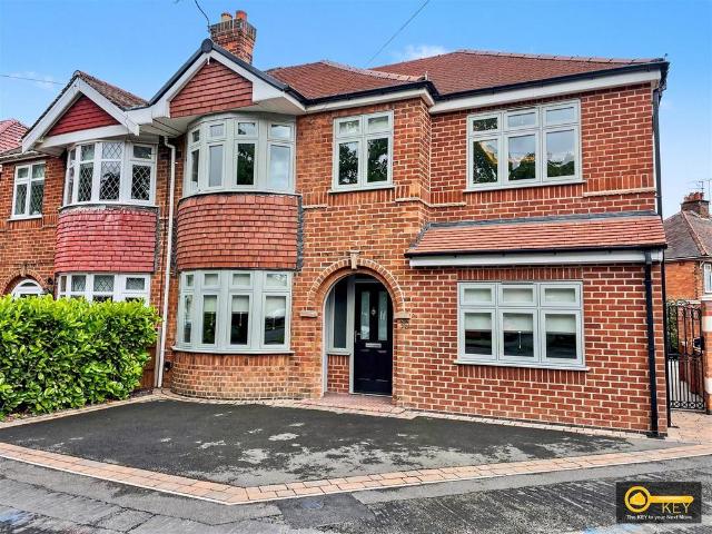 Highfield Road, Attleborough, Nuneaton 4 bed house to rent £1,850 pcm £427 pw