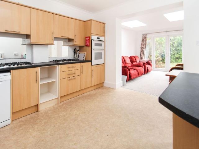 Highfield Road, Bournemouth BH9, 5 bed property to rent, £2,950 pcm | PrimeLocation