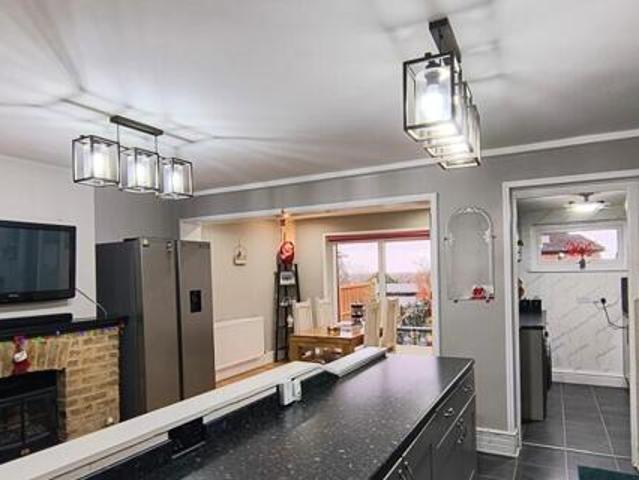 Highfield Road, Romford, 4 Bedroom House