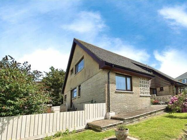 Highfield Road, Shanklin, 4 Bedroom Semi detached