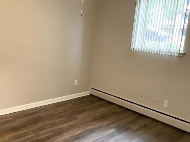Highland Terrace Apartments 1 Bedroom Apartment for Rent at 1045 Cleveland Ave S, St. Paul, MN 55116 Highland