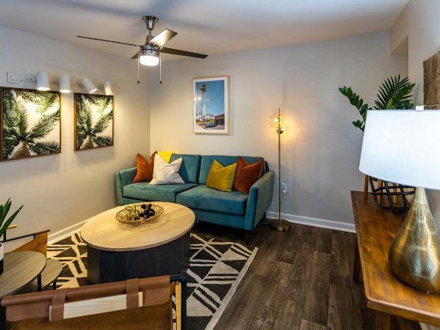 Highland Terrace Communities 1 Bedroom Apartment for Rent at 1319 Highland Ave, Knoxville, TN 37916 Fort Sanders
