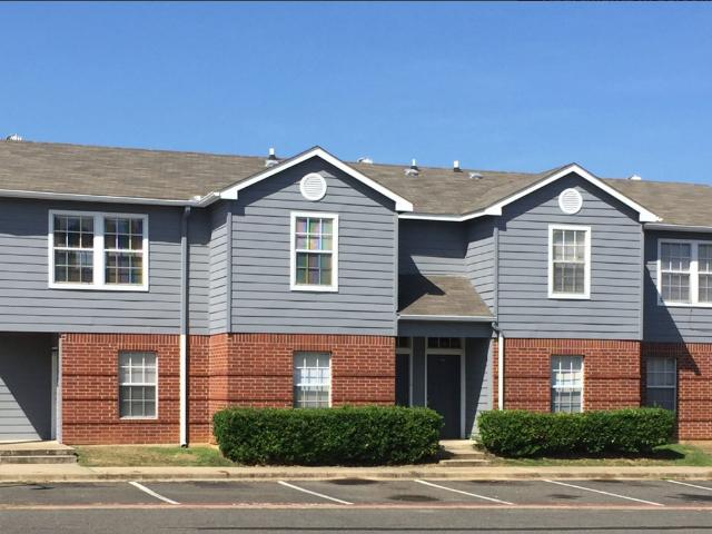 Highland Village 2 Bedroom Apartment for Rent at 5515 W Loop 281, Longview, TX 75602
