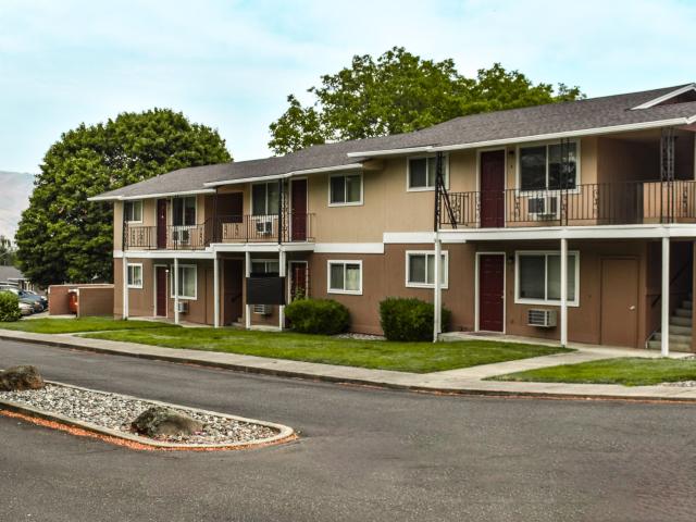 Highland Apartments