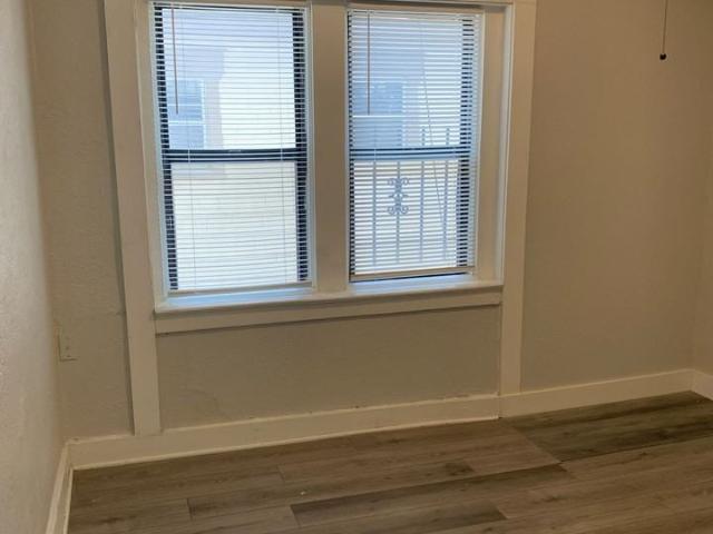 Highland Apartments/AC Equity, LLC 1 Bedroom Apartment for Rent at 4111 Walnut St, Kansas City, MO 64111 Southmoreland