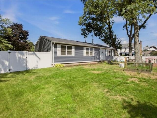 Highland Ave, Cumberland, Home For Sale