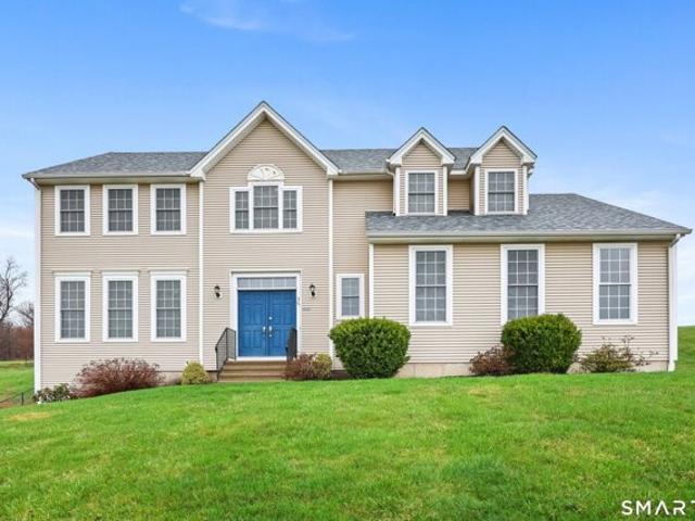 Highland Ave, Ellington, Home For Sale