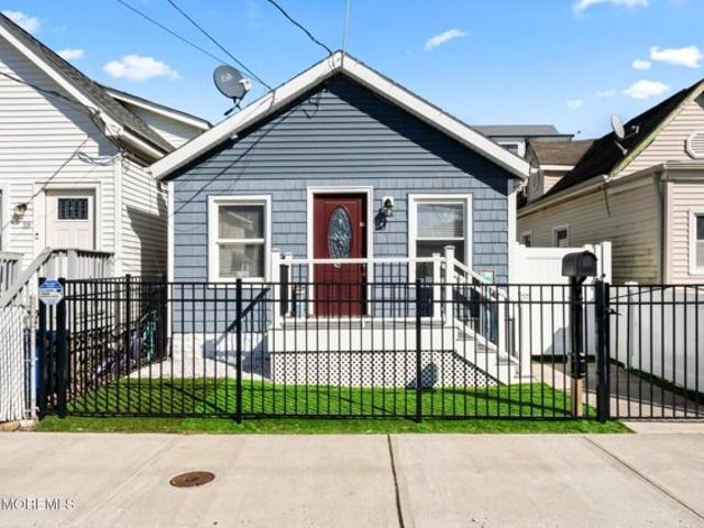 Highland Ave, Keansburg, Home For Sale