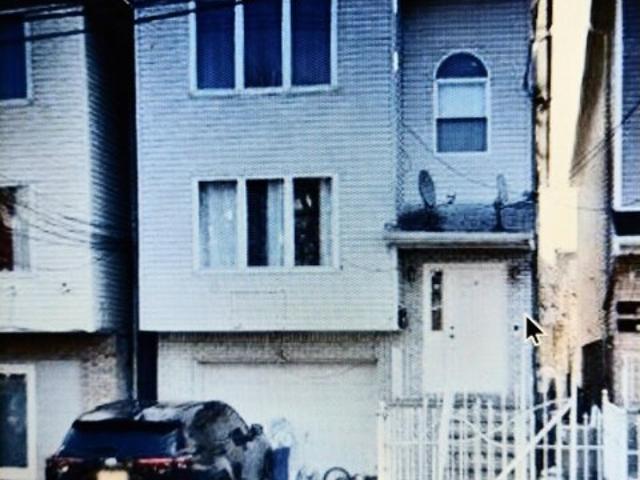 Highland Ave, Newark, Home For Sale