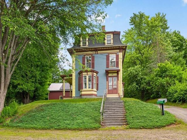 Highland Ave, South Berwick, Home For Sale