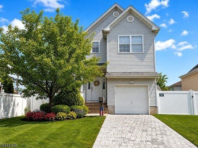 Highland Ave, Woodbridge, Home For Sale