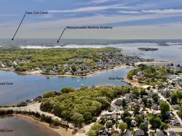 Highland Ave, Wareham, Home For Sale