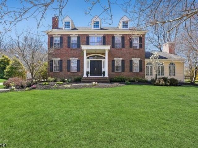 Highland Ave, Washington Township, Home For Sale