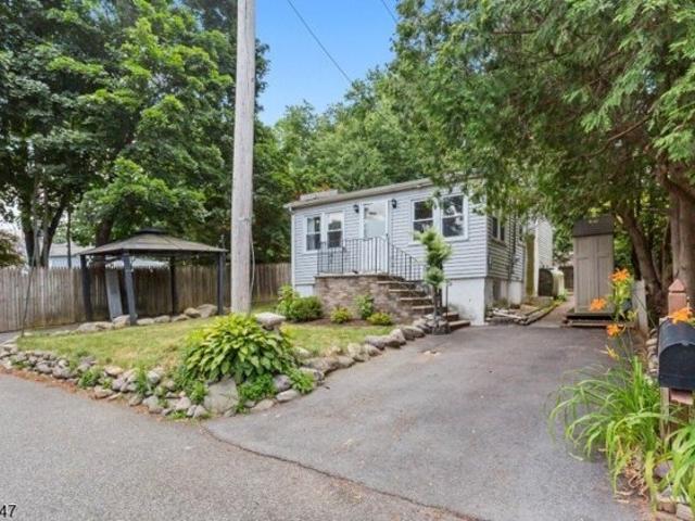 Highland Ave, West Milford, Home For Sale