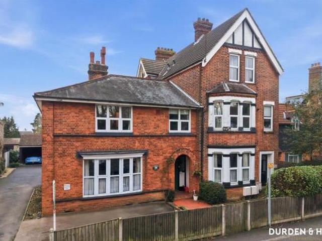 Highland Avenue, Brentwood, 1 Bedroom Apartment