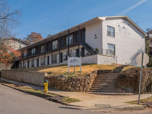 Highland Cliffs 1 Bedroom Apartment for Rent at 3401 Cliff Rd S, Birmingham, AL 35205 Highland Park