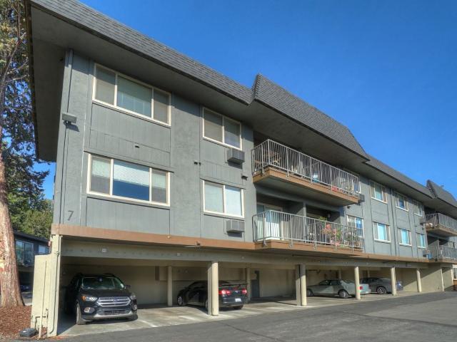 Highland Gardens Studio Apartment for Rent at 234 Escuela Ave, Mountain View, CA 94040