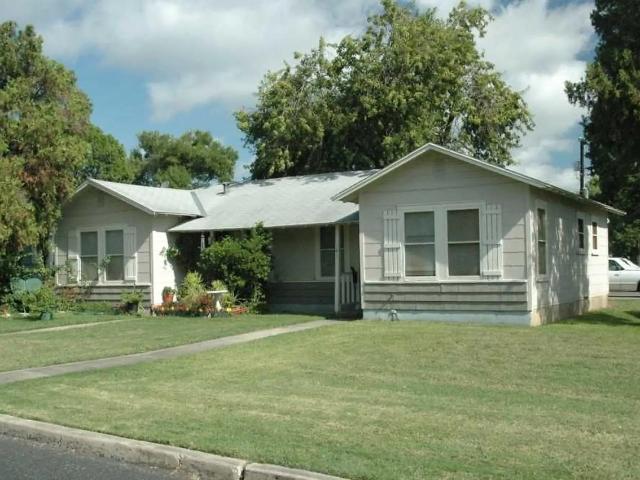 Highland Hills 4 Bedroom Apartment for Rent at 3003 E Southcross Blvd, San Antonio, TX 78223 Highland Hills
