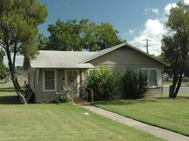Highland Hills 4 Bedroom Apartment for Rent at 3003 E Southcross Blvd, San Antonio, TX 78223 Highland Hills