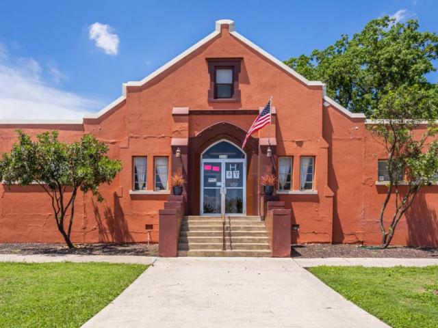 Highland Hills 1 Bedroom Apartment for Rent at 3003 E Southcross Blvd, San Antonio, TX 78223 Highland Hills